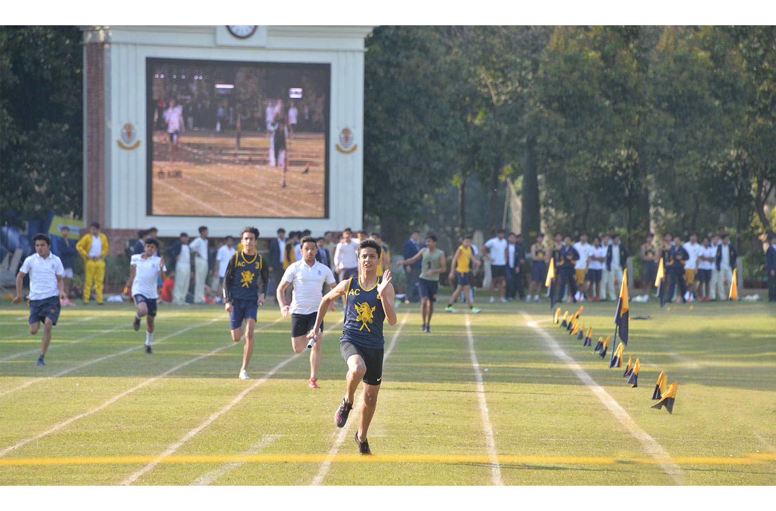 Aitchison College : Home