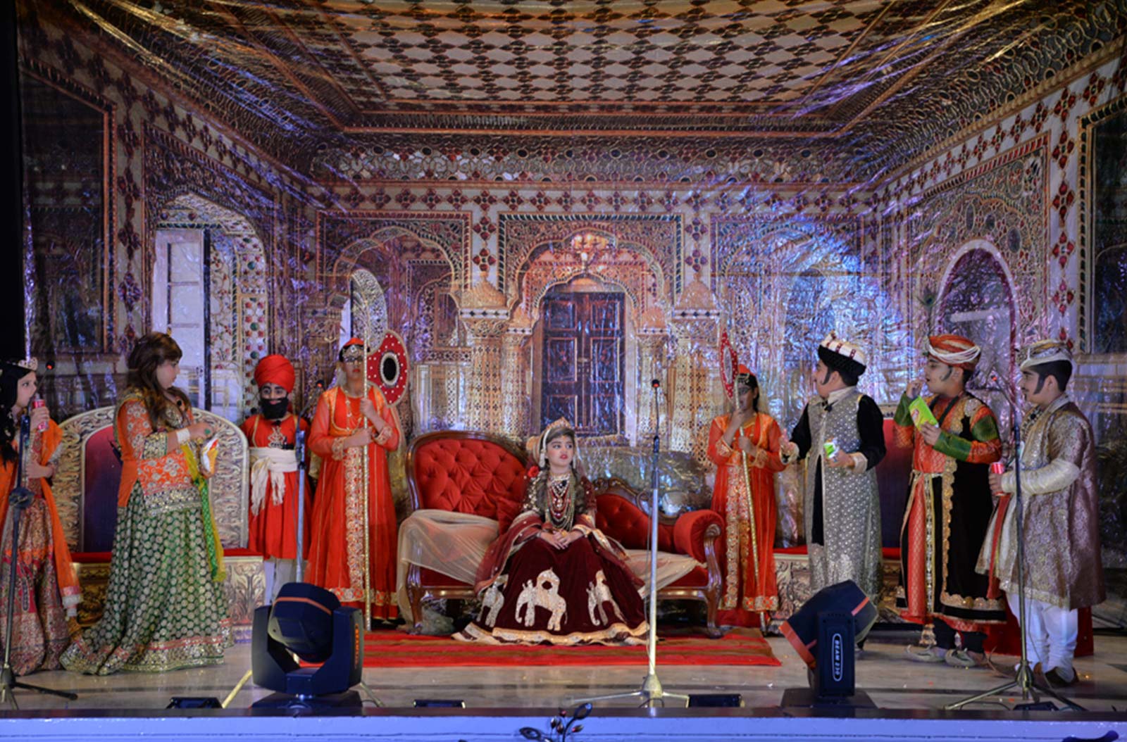 Aitchison College : Home