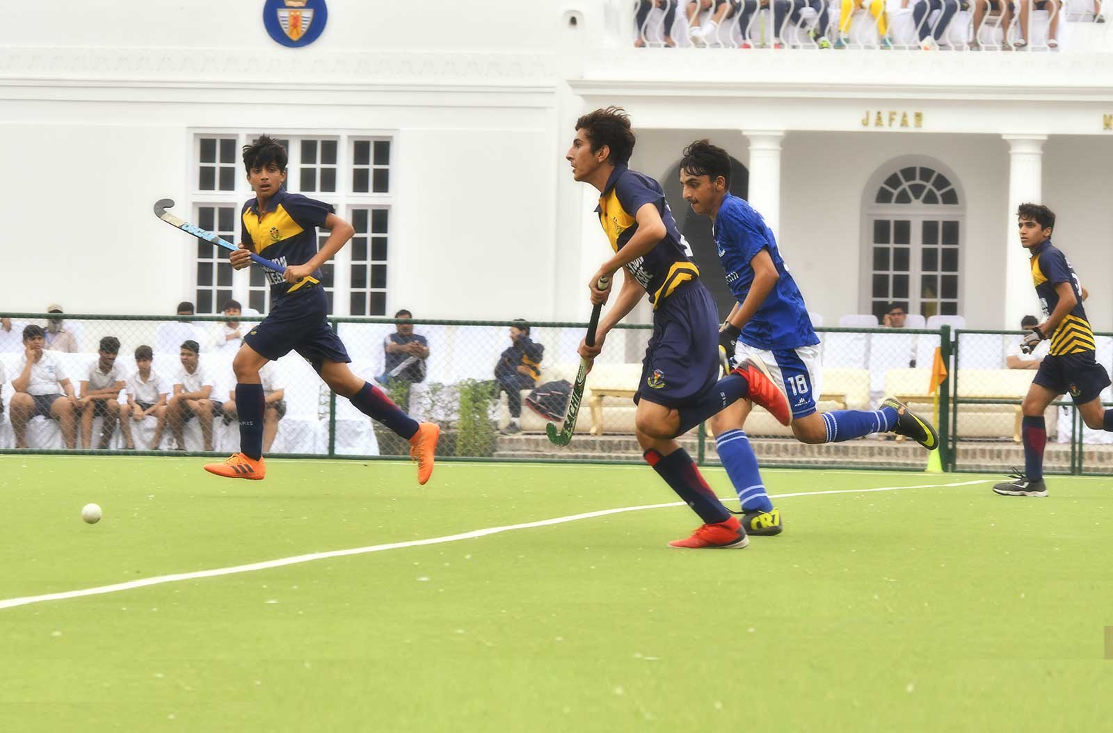 Aitchison College : Home